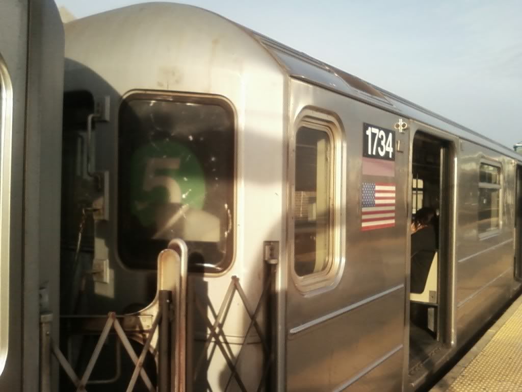 R62A with front (13) rollsign. - Page 3 - New York City Subway - NYC Transit Forums