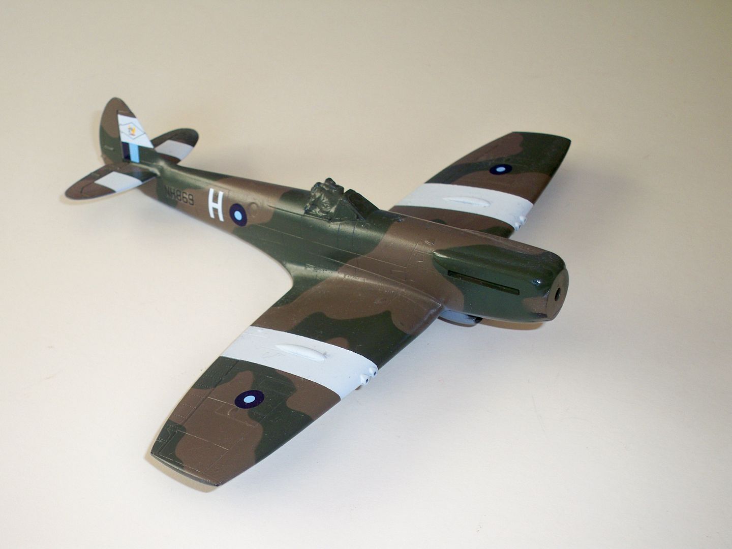 Kicking Enzo Matrix up the... elbow - KUTA VI - Britmodeller.com